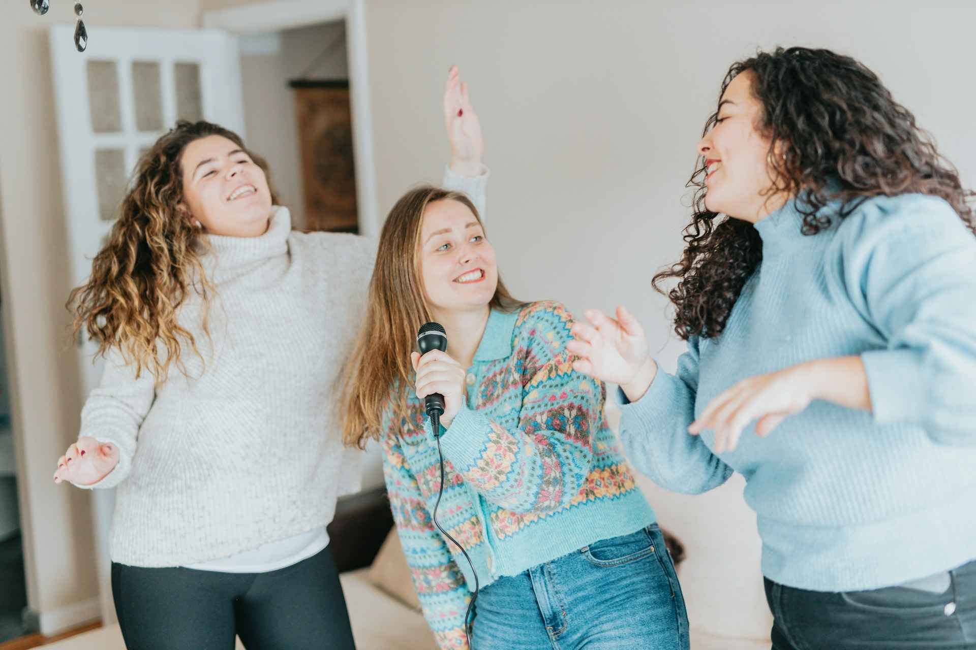 Preventing a Toxic Friendship: How to Be a Good Friend | California ...
